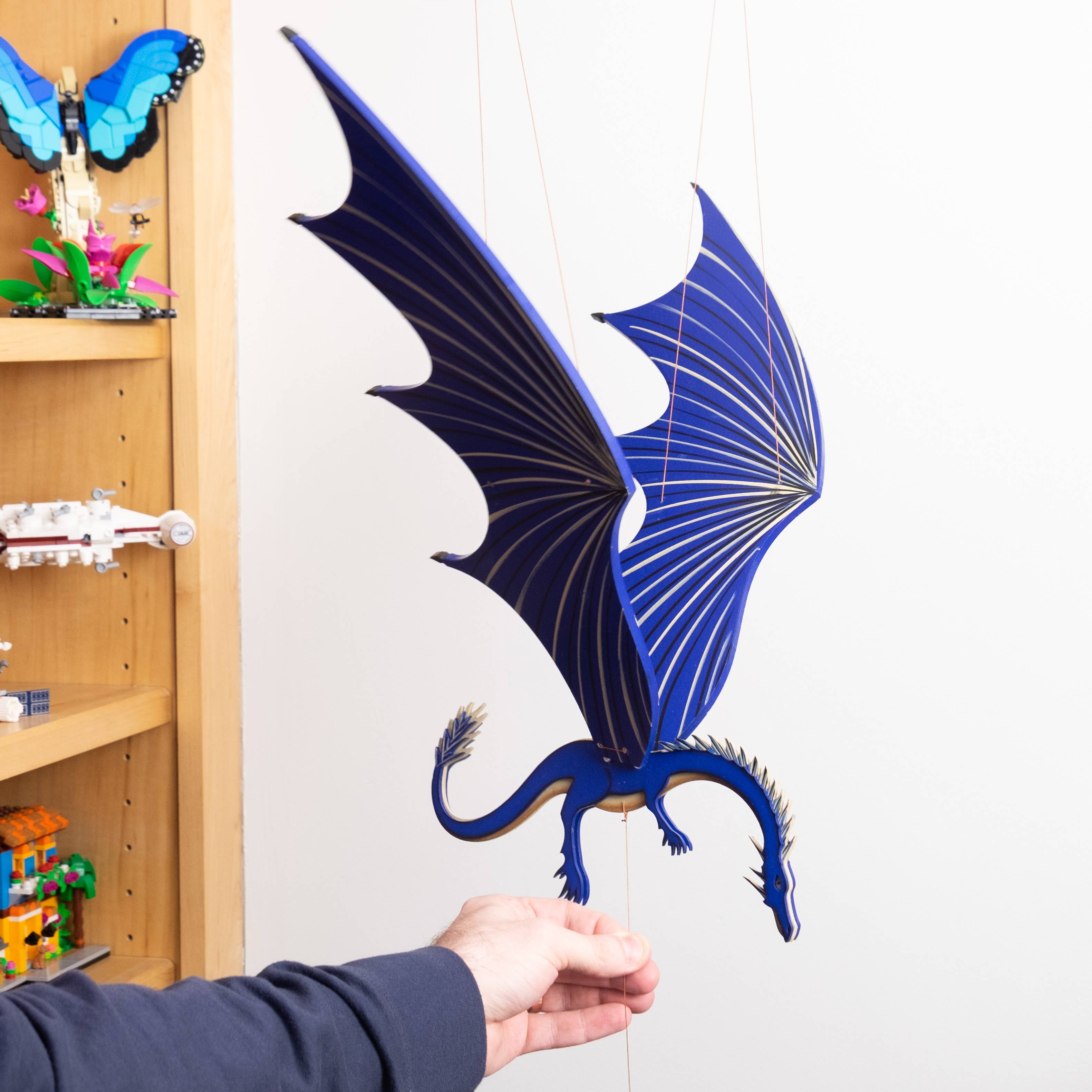 32" XL Dragon Flying Mobile – By The Board Games & Entertainment